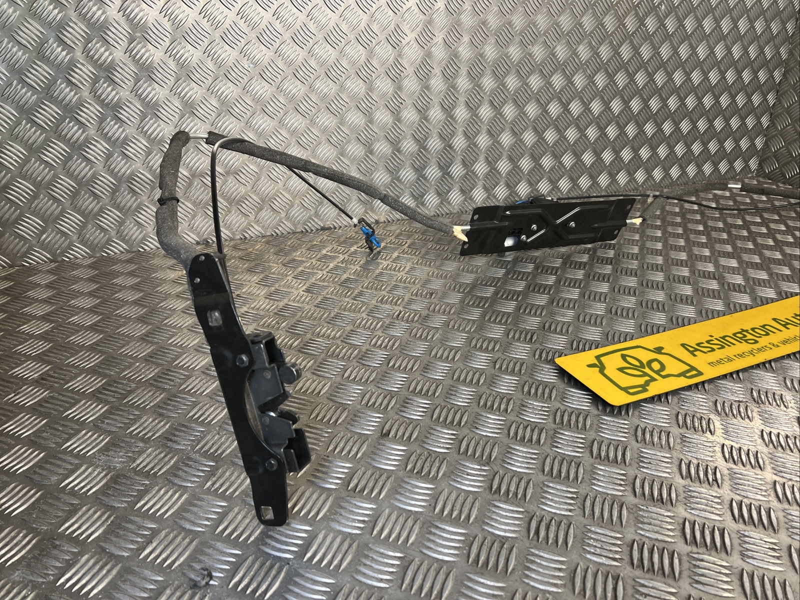 2006-12 Mitsubishi Colt CZC Boot Tailgate Roof Catch Latch Mechanism ...