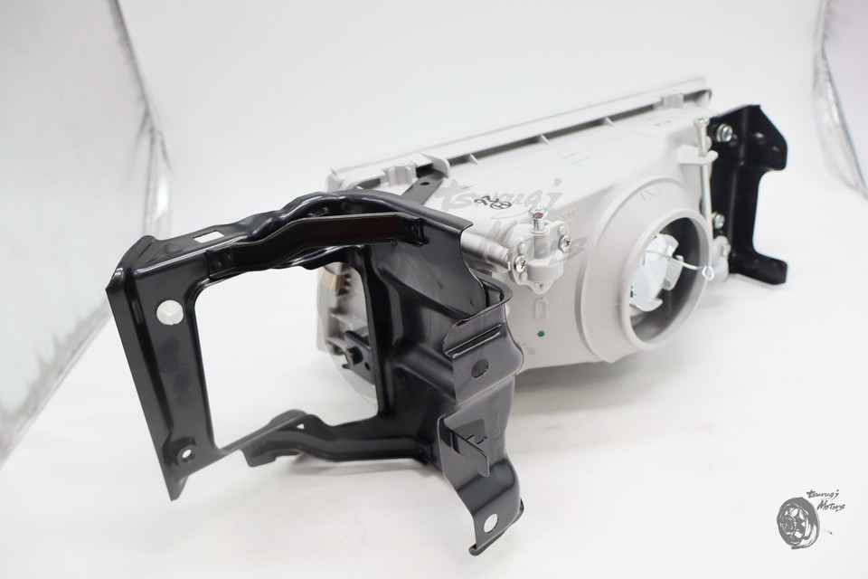 TOYOTA Genuine Late Model AE86 Corolla Levin Headlights Rh&Lh SET OEM ...