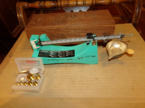 RCBS Reloading Scale Model 505 W/Ohaus Weight Set--Accurate balance ...