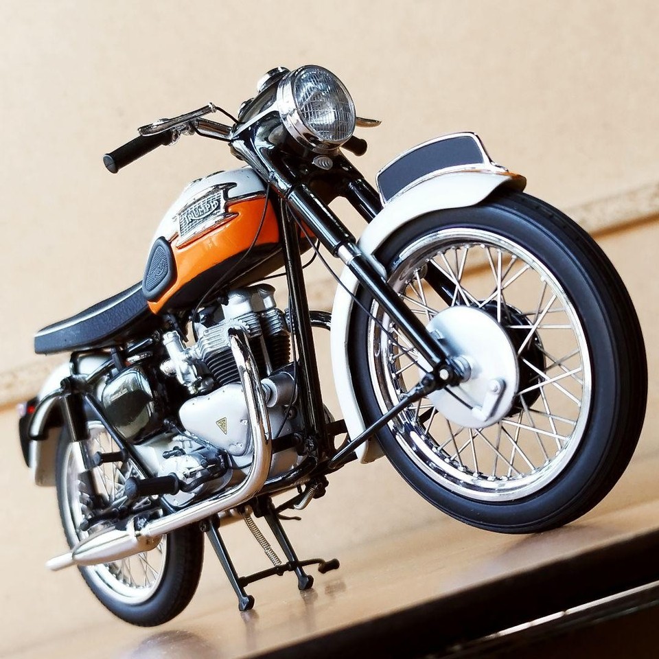 Minichamps Triumph Bonneville 650 Diecast Motorcycle Model Replica ...