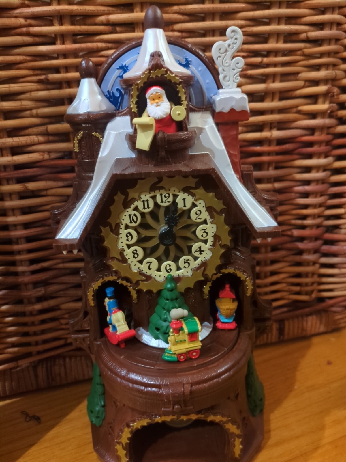 Hallmark Keepsake Santas Christmas Clock Magic Sound Motion 2017 No ...