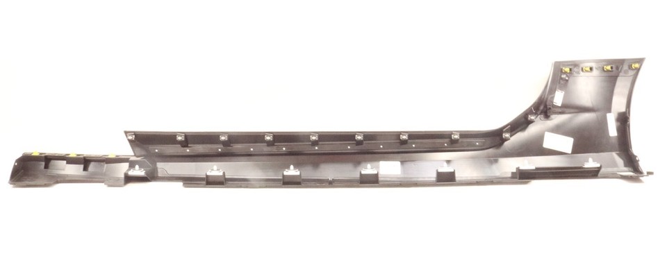 2016-2024 Chevrolet Camaro Right Rocker Panel Molding | 23399024 ...