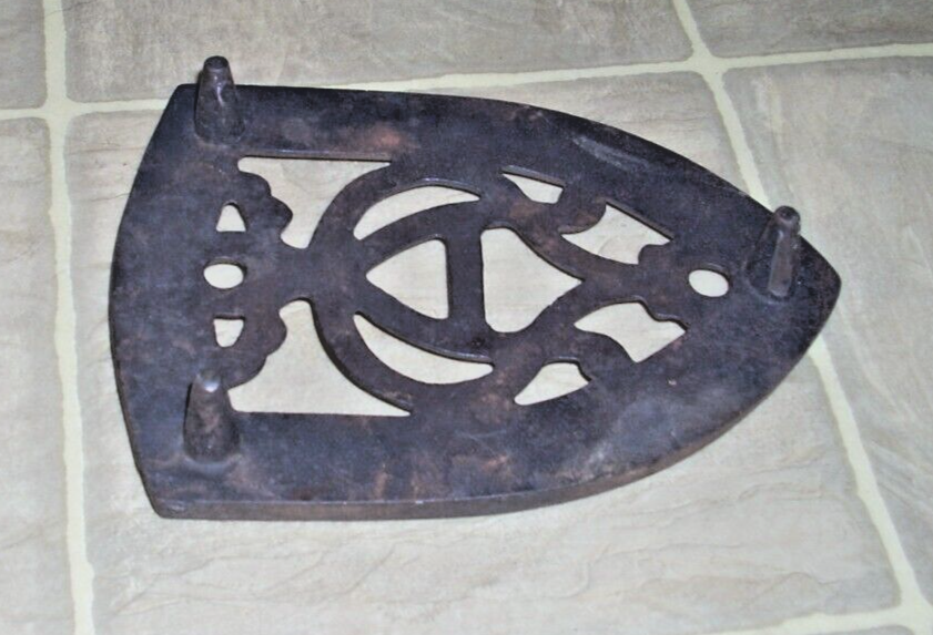 Antique Ferro Steel Cast Iron, 6 inch, Sad Iron Trivet Rest - Cleveland ...