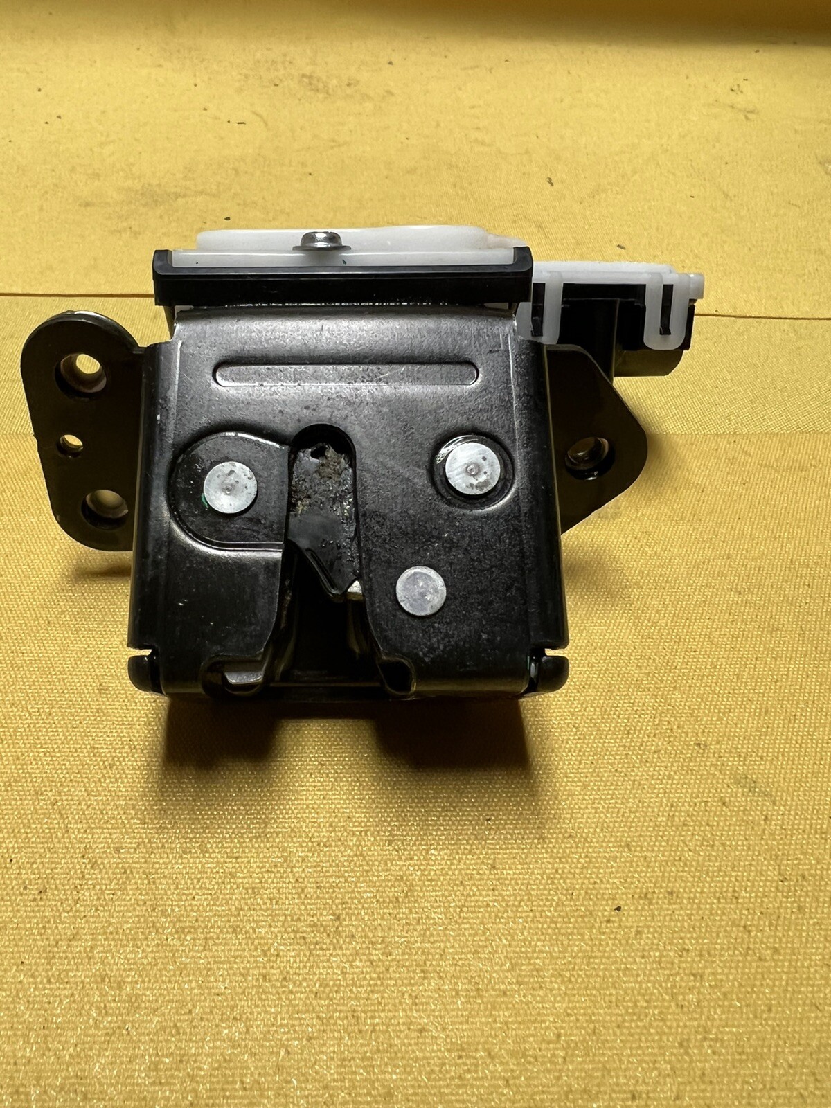 2014-2018 Mazda CX-5 OEM Trunk Latch Liftgate Actuator G33M-62-310B OEM ...