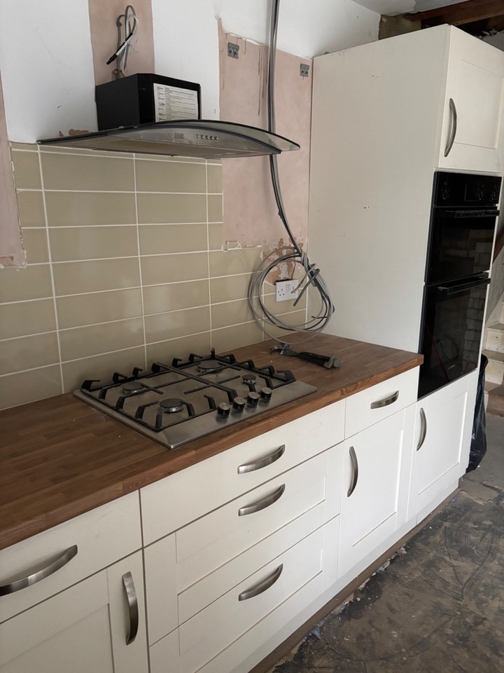 Ivory kitchen units in great condition | eBay UK