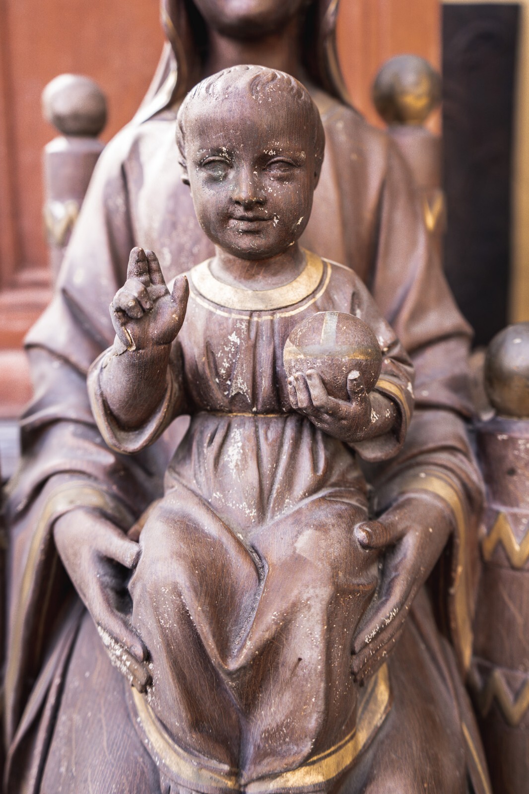 Große Skulptur Heiligenfigur Kirchenfigur sitzende Maria Madonna Jesus ...