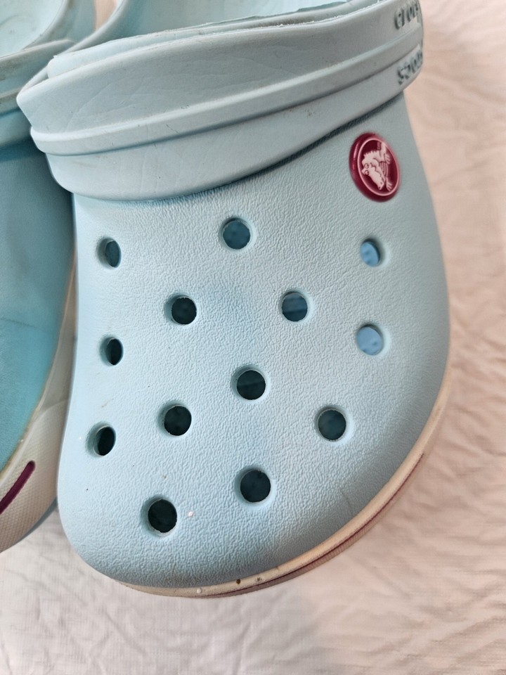 Crocs Classic Band Shoes Kids Size J2 Blue Paint on Bottom Casual | eBay