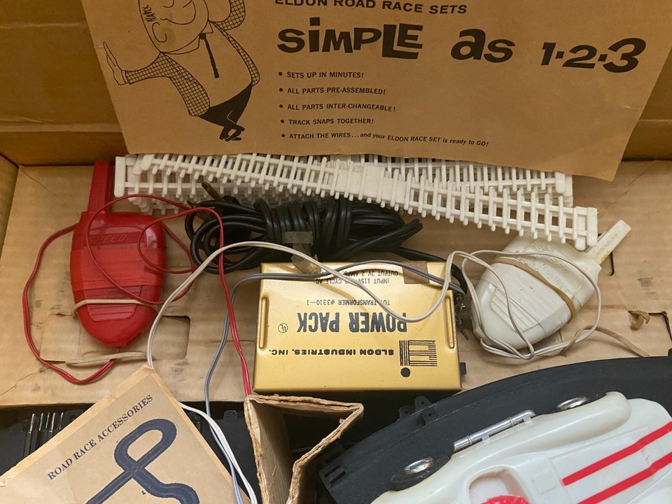 Eldon Racing Road Race Slot Car Set IA-61 | eBay