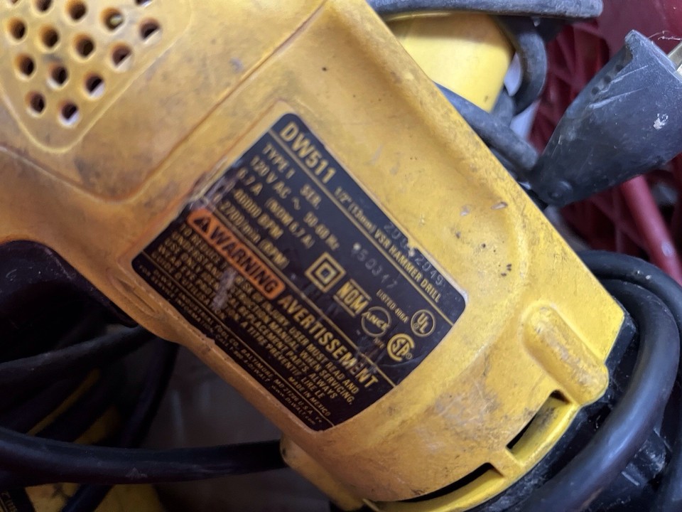 Dewalt 8.5A Corded 1/2" Variable Speed Reversible Hammer Drill DW511 ...