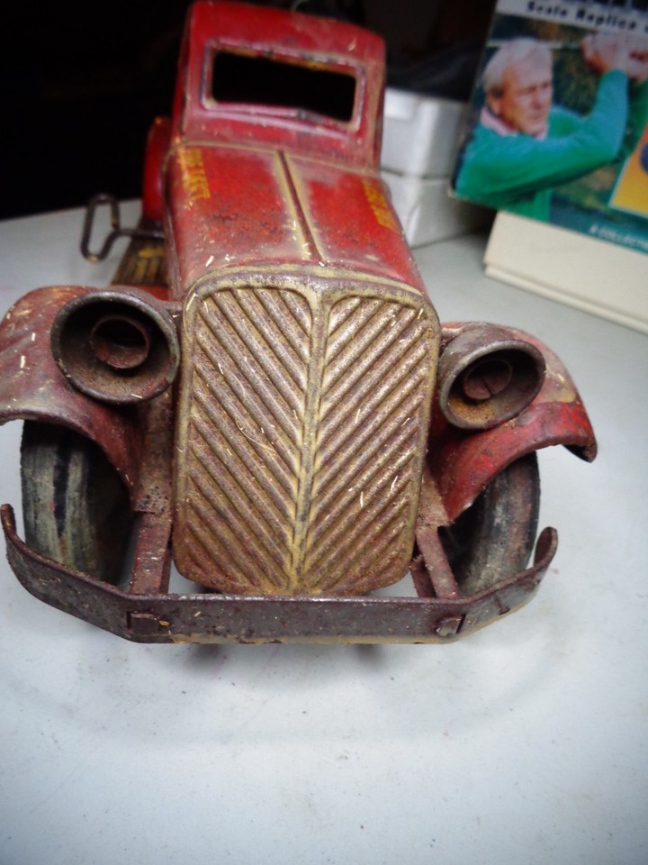 VINTAGE MARX 1930s PRESSED STEEL WIND UP 1st BATT, FIRE DEPT CHIEF CAR ...