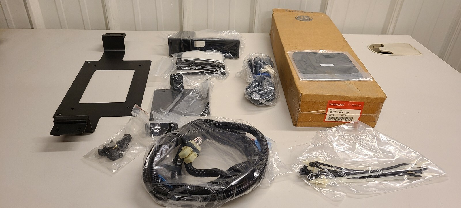 GENUINE HONDA OEM 08B15-S0X-100 XM Satellite Radio ATTACHMENT KIT ...