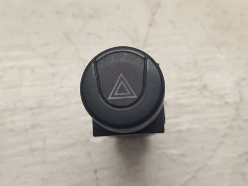 Bouton warning pour peugeot 306 avec 3 portes de 1996 | eBay