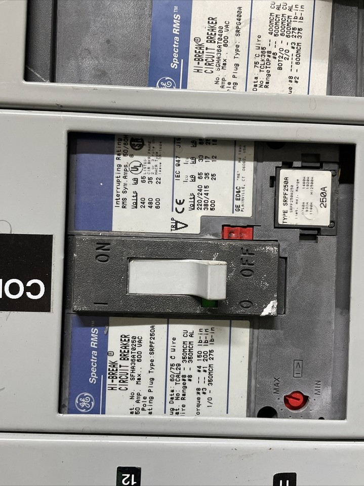 General Electric SCP Plus Power Panelboard 208/120VAC 3Ph 4W 400A W ...