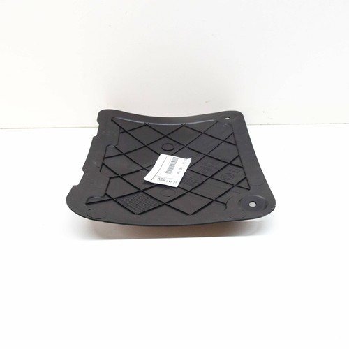 BMW X5 G05 FRONT LEFT OIL COOLER COVER 51717424900 7424900 ORIGINAL NO ...