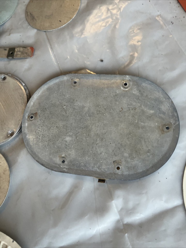Aircraft Wheel Hubs And Inspection Covers. Perhaps Stinson? Cessna ...