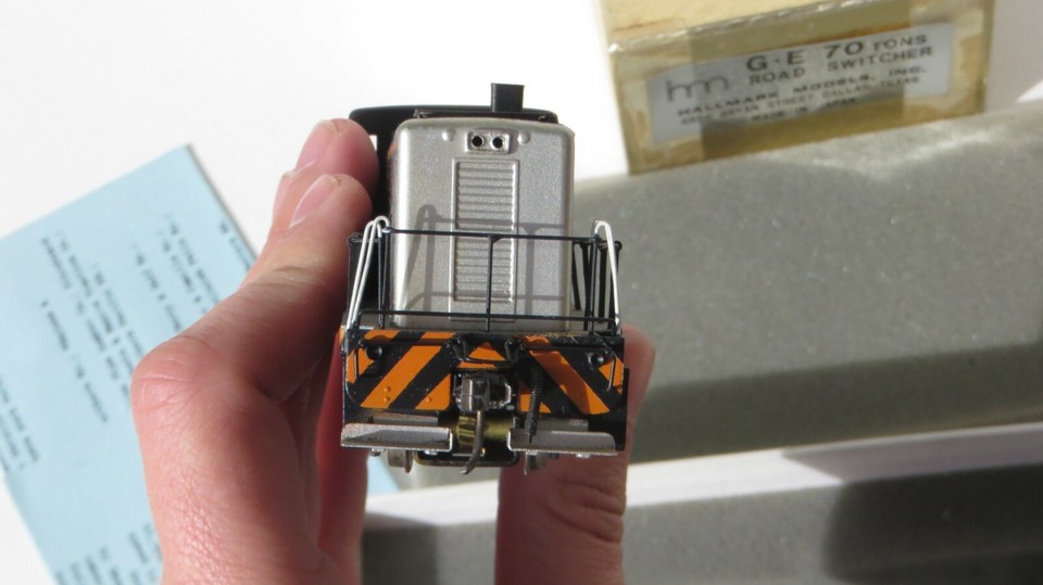 HALLMARK MODELS GE 70 TON SWITCHER BRASS HO SCALE | eBay