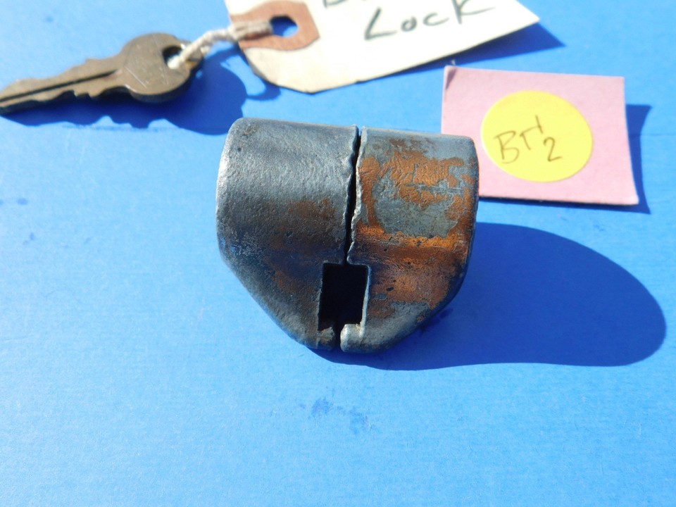 vintage coin op lock & key: Columbus type Barrel Lock gum ball machine ...