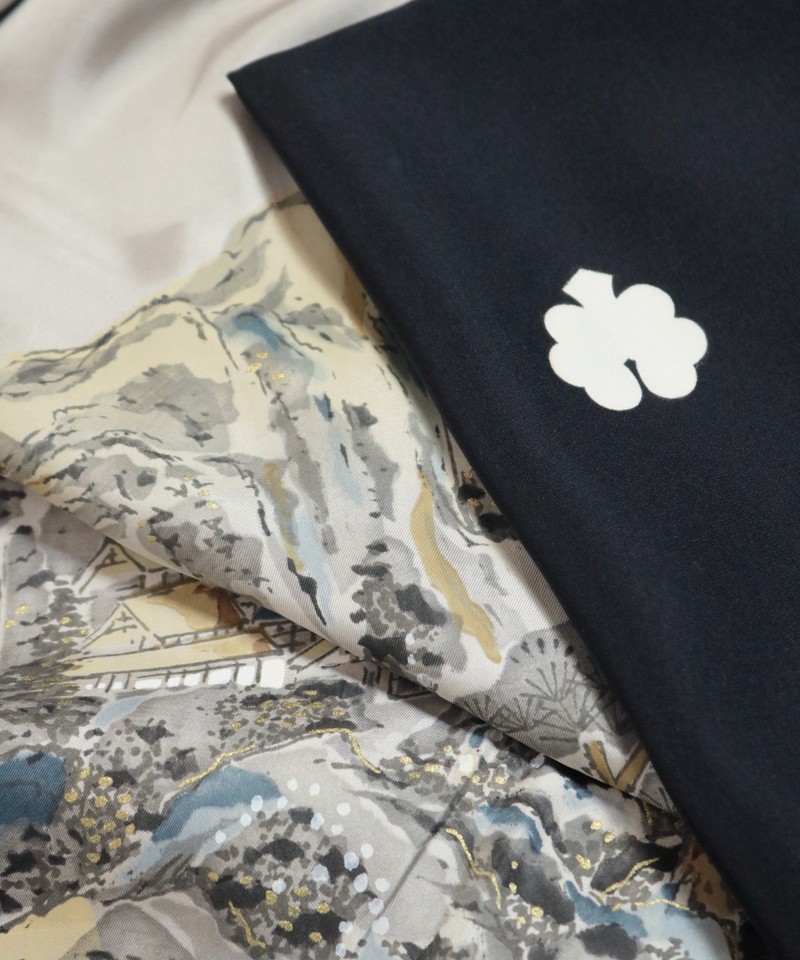 Kimono / Plain Black Silk Montsuki Men's Haori with Sumo Family Crests ...