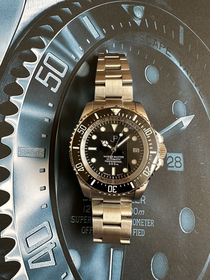 seiko nh35 JP Bespoke watch 44mm automatic watch Helium Release Valve ...