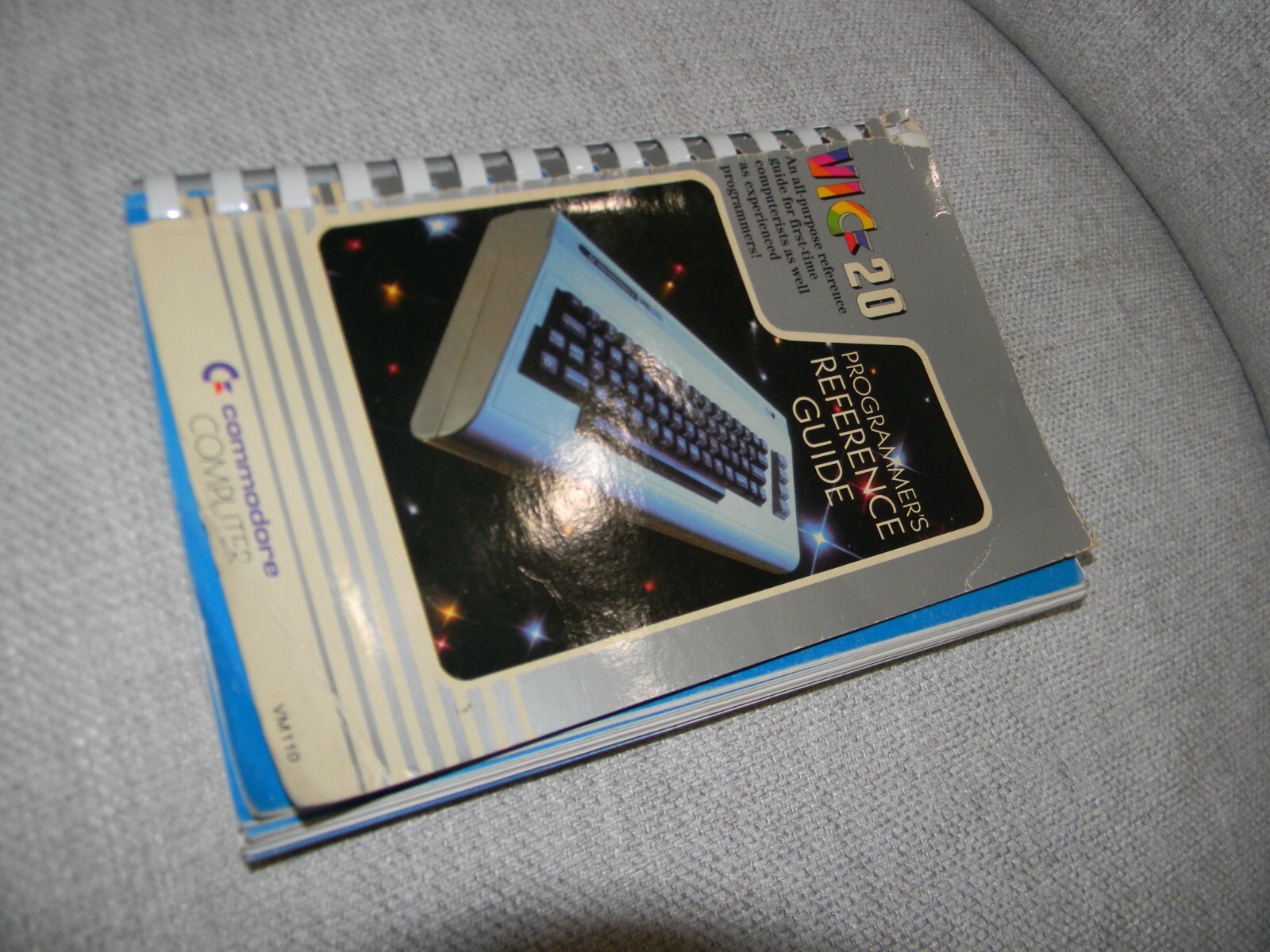 Vtg Commodore 64 & VIC 20 Programmer's Reference Guide Book LOT of (4) | eBay