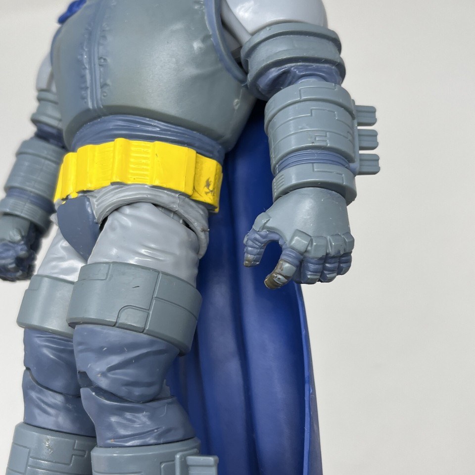 DC Comics Mattel Multiverse 52 Doomsday Series Armored Batman Action ...