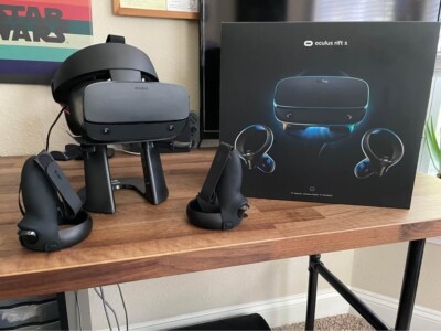 Meta Oculus Rift S PC Powered VR Gaming Headset - Black (301-00178-01 ...