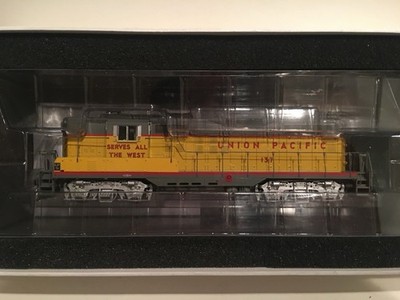 HO Athearn Genesis G62423 Union Pacific GP9 Powered Diesel Locomotive UP #137 | eBay