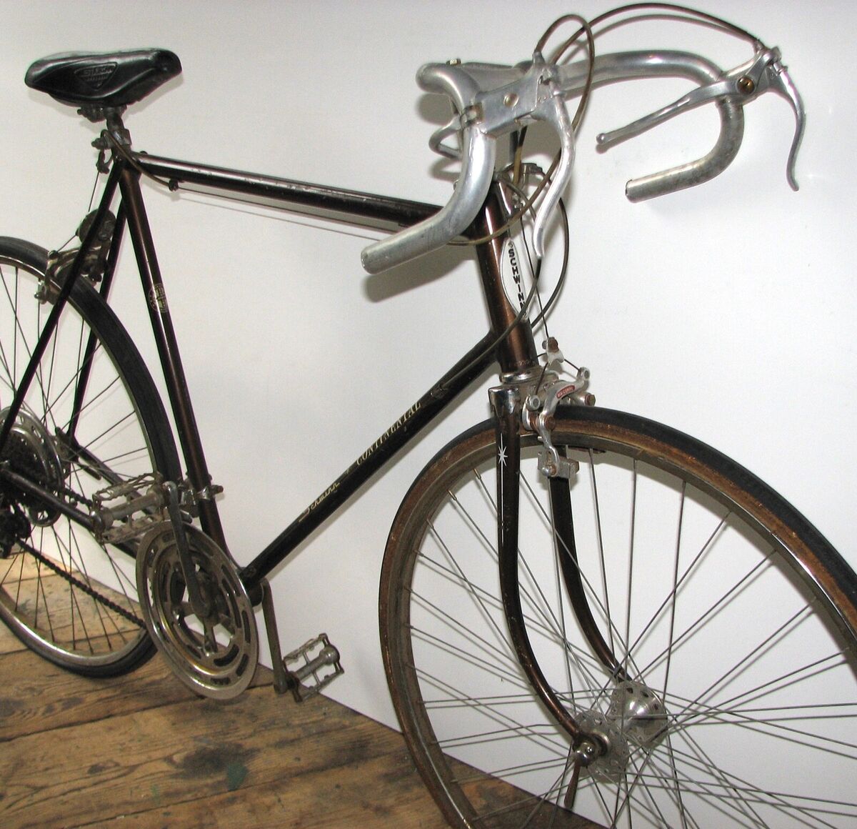 Vintage 1972 Schwinn Continental Men's 24 Vintage 1972 Schwinn Continental Men's 24