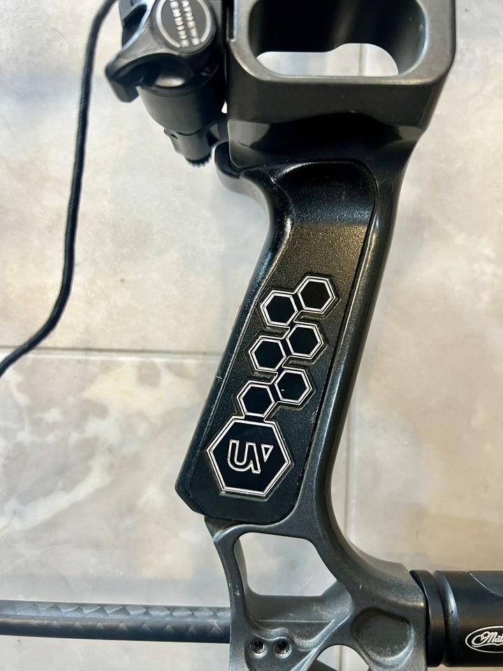 Mathews TRX 34 Bow RH 29/70 | eBay