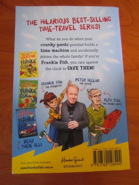 BOOK S/C FRANKIE FISH AND THE SONIC SUITCASE PETER HELLIAR **** MUST ...