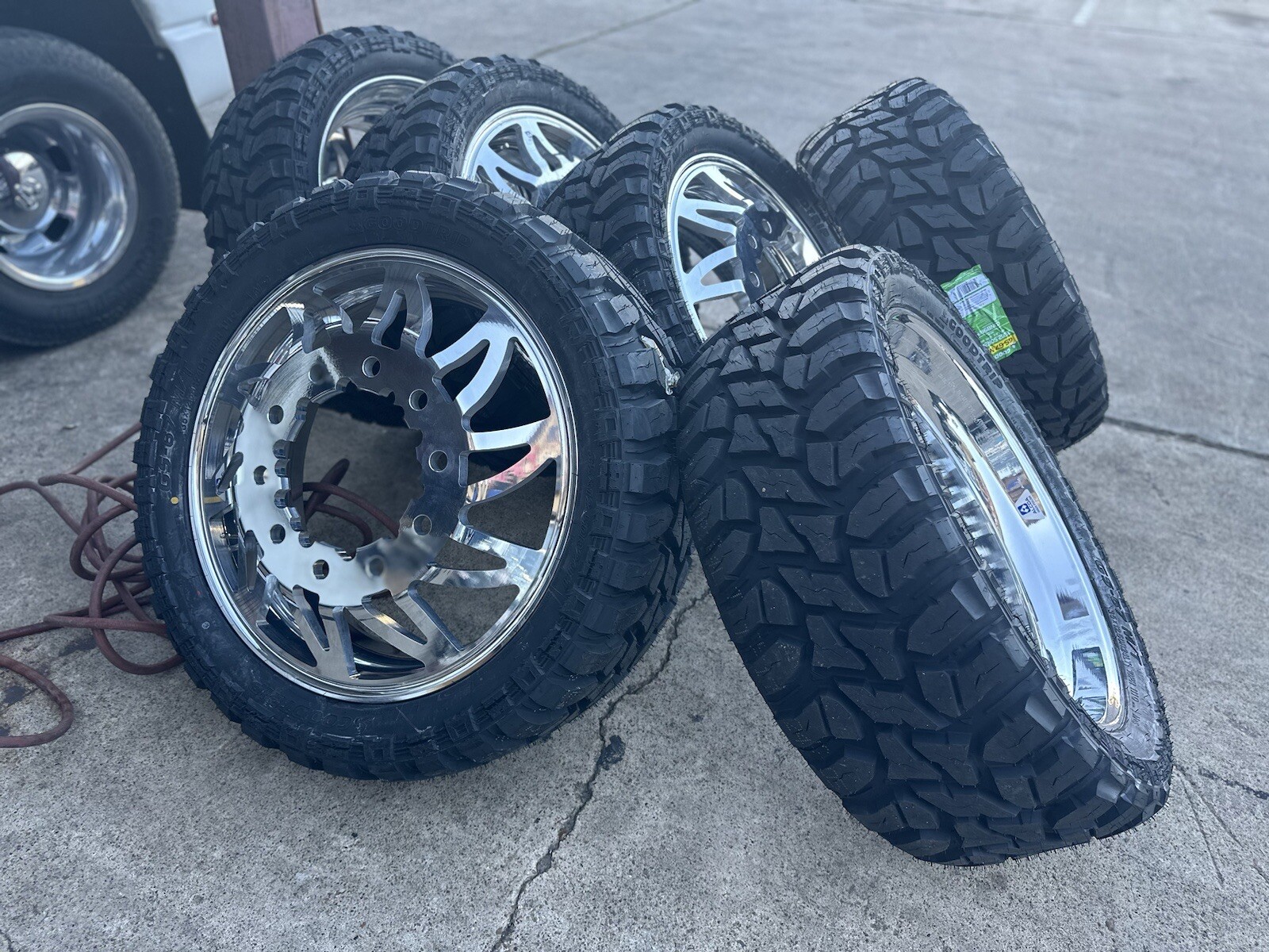 24” CUSTOM CUT ALCOA WHEELS FOR FORD CHEVY GMC RAM DUALLY TRUCKS W ...