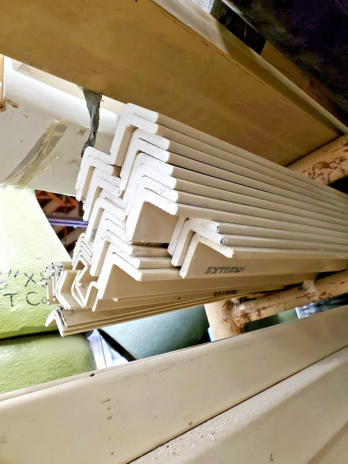 1 1/2" SIZE X 1/4" THICK EXTREN 625 EQUAL LEG ANGLE X 20 FOOT LONG | eBay