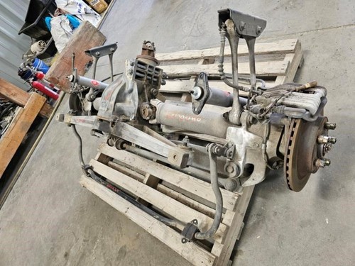 USED 90 CORVETTE REAR SUSPENSION MANUAL TYPE 3.33 LSlip Complete ...