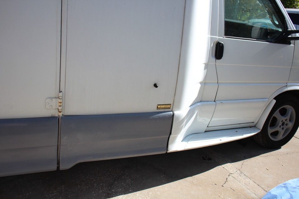 Winnebago Rialta passenger lower rocker panel 97 99 01 02 03 R3 | eBay