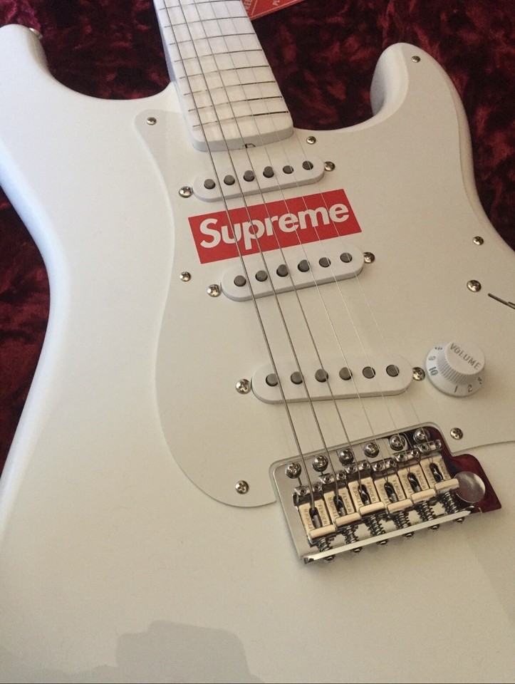 Supreme Fender Stratocaster FW17 2017 Brand New W Original Box And ...