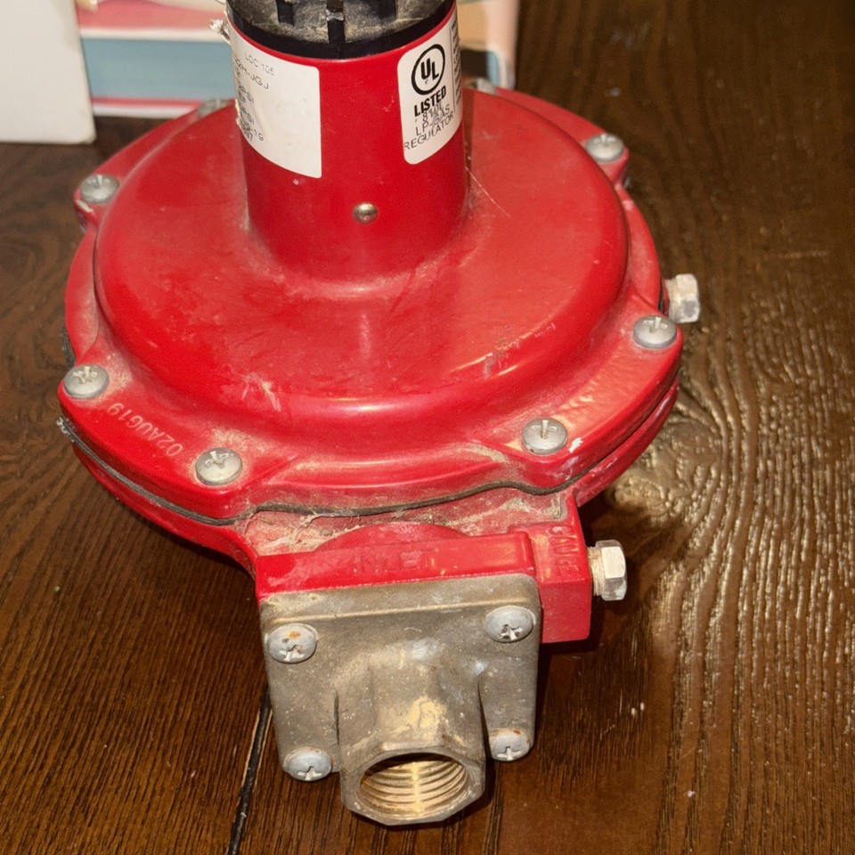 Emerson-Fisher LP-Gas Equipment R622H-JGJ 1st Stage Regulator 8-12 psig Spring | eBay