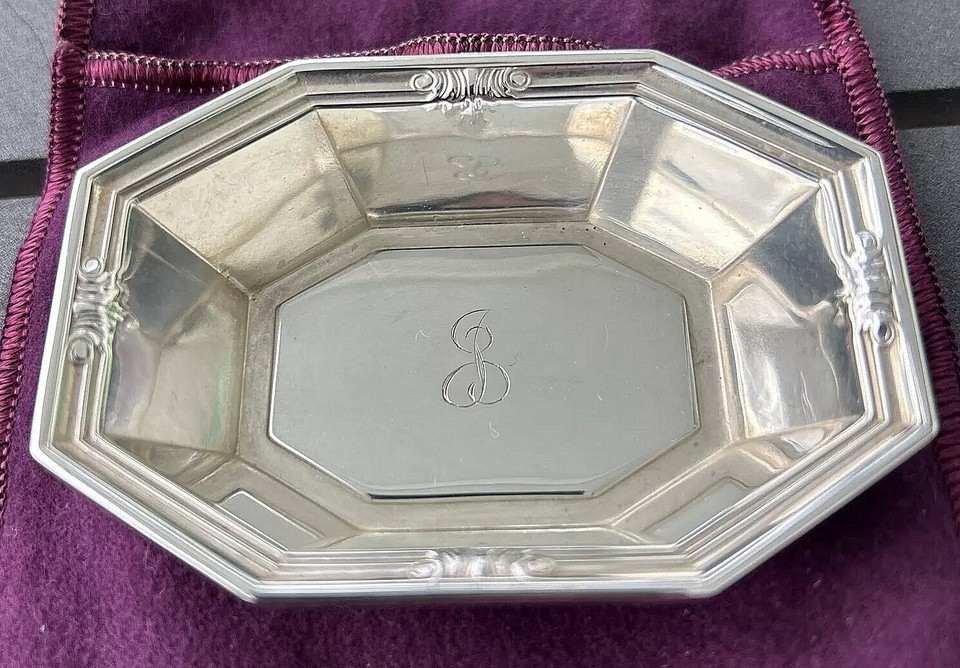 ONE 3 1/10 Inch VINTAGE GORHAM B ENGRAVED STERLING NUT BOWL DISH AS74 ...