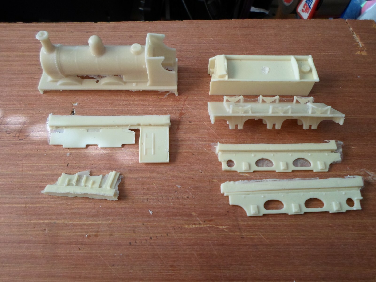 SECR/SR/BR 'O1' class 0-6-0 4mm scale resin loco body & tender kit ...