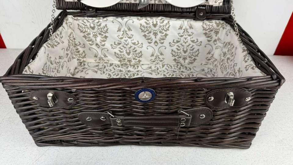 Mercedes-Benz Picnic Basket Hamper Classic Selection B66955295 | eBay