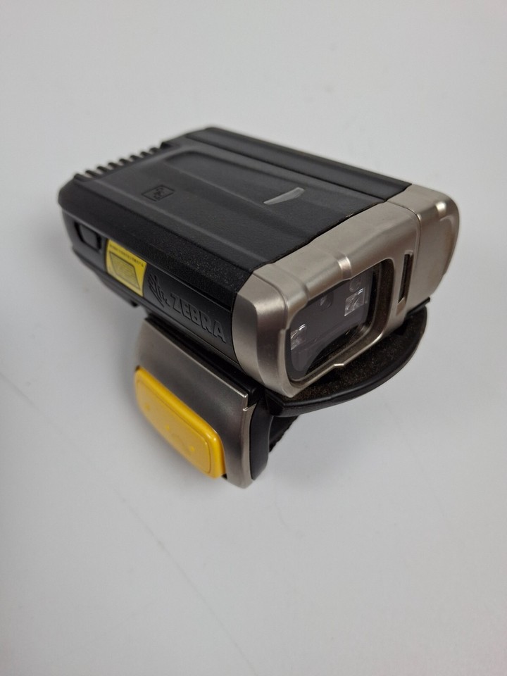 Zebra RS6000 Scanner,+2 Dock Station+4 Slot charger+ 3 battery (NO ...