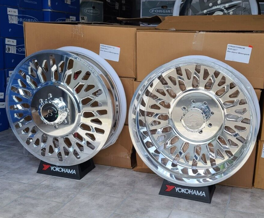 30" Forgiato Biaforca Dually Polished Wheels | Chevy GMC 3500 | 8x210 ...