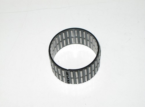 BMW S5D 250G Getrag Type B 4th Gear Roulement Aiguille 23231282573 Used ...