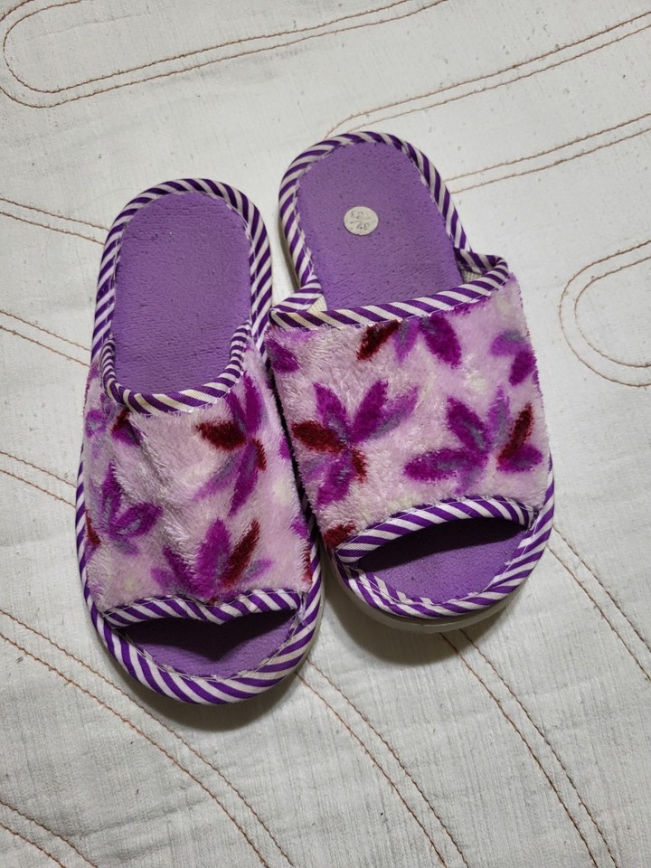 Girl's Winter Cozy Warm Slippers Size 1 Home Wear Shoes | eBay