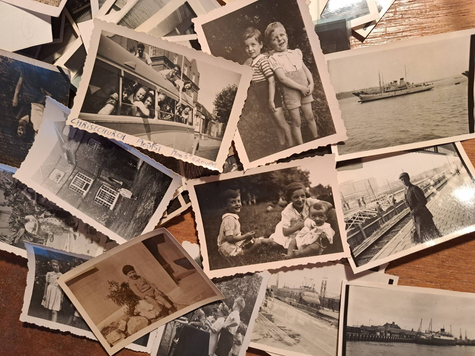 Collection of 400+ Small Vintage Snapshot Photographs And Negatives ...