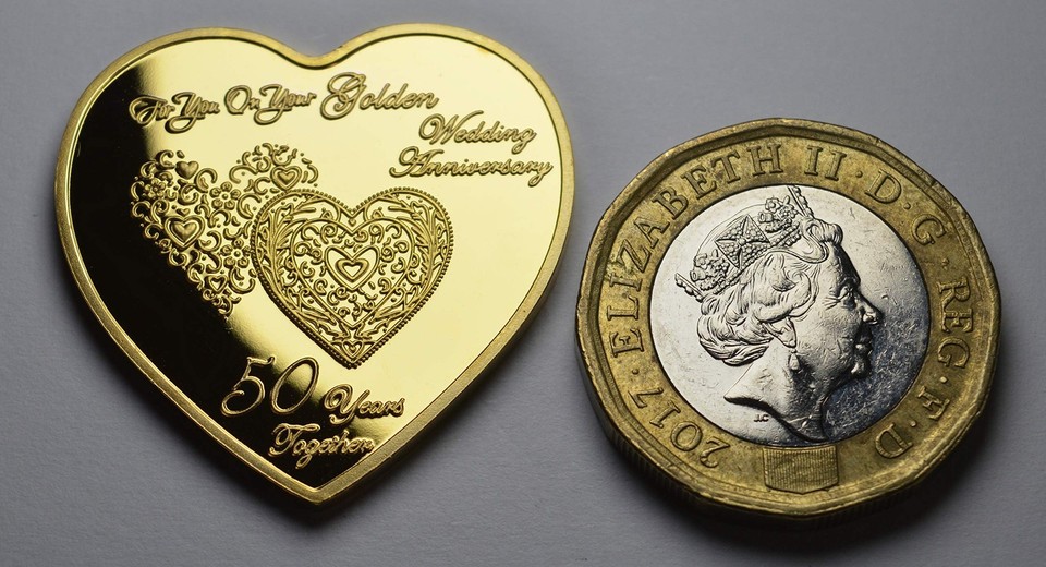 The Commemorative Coin Company Beautiful 50th GOLDEN WEDDING ...