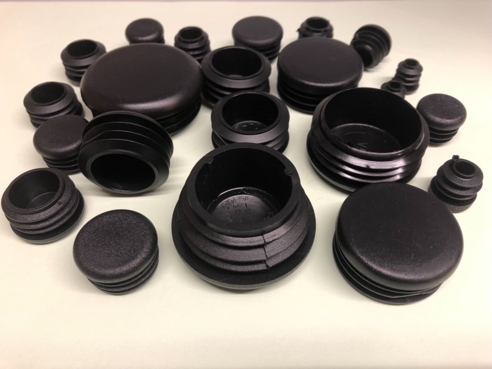 ROUND, RIBBED, HOLE BUNGS/PLASTIC INSERT, BLACK, VARIOUS SIZES. | eBay
