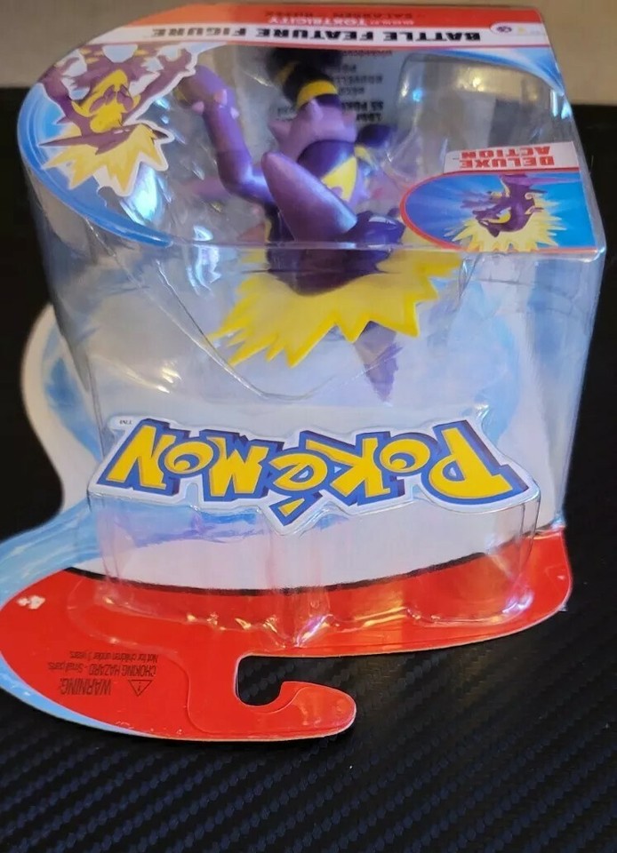POKEMON TOXTRICITY BATTLE FEATURE FIGURE Wicked Cool Toys Deluxe Action ...