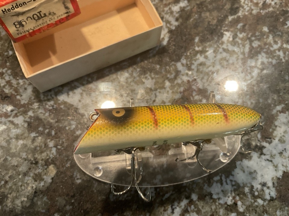 Vintage Heddon Basser Minnow Fishing Lure Antique Tackle Box Bait Bass ...