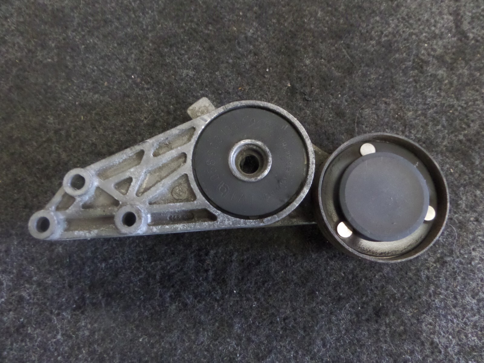 OEM Audi A4 VOLKSWAGEN PASSAT 1.8t Belt Tensioner 058903133 for sale ...