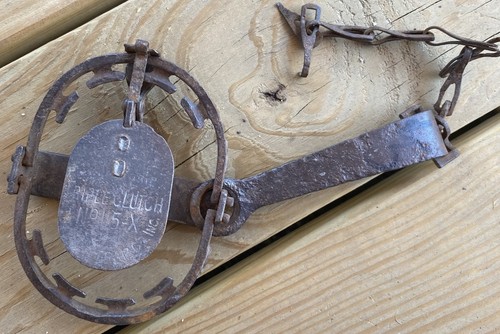 Antique Triumph No 115-X High Grip Triple Clutch Long Spring Animal ...